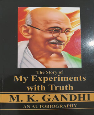 Seekosity Books - The Story Of My Experiments With Truth - M.K GANDHI ...